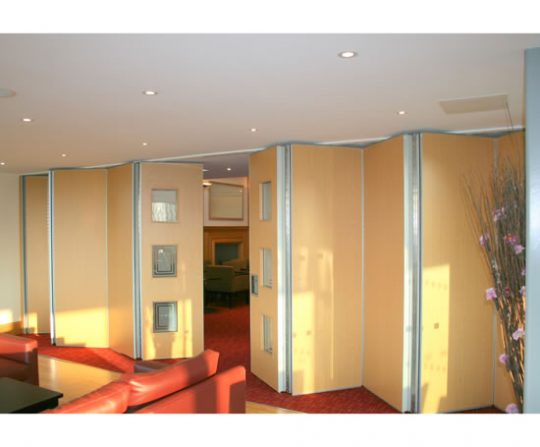 How Folding Partitions Help Creating Flexible Space